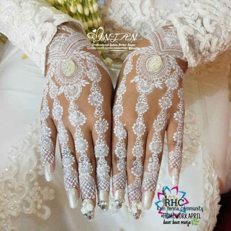 Latest White Henna Designs Tattoo Trends Collection 2020-2021